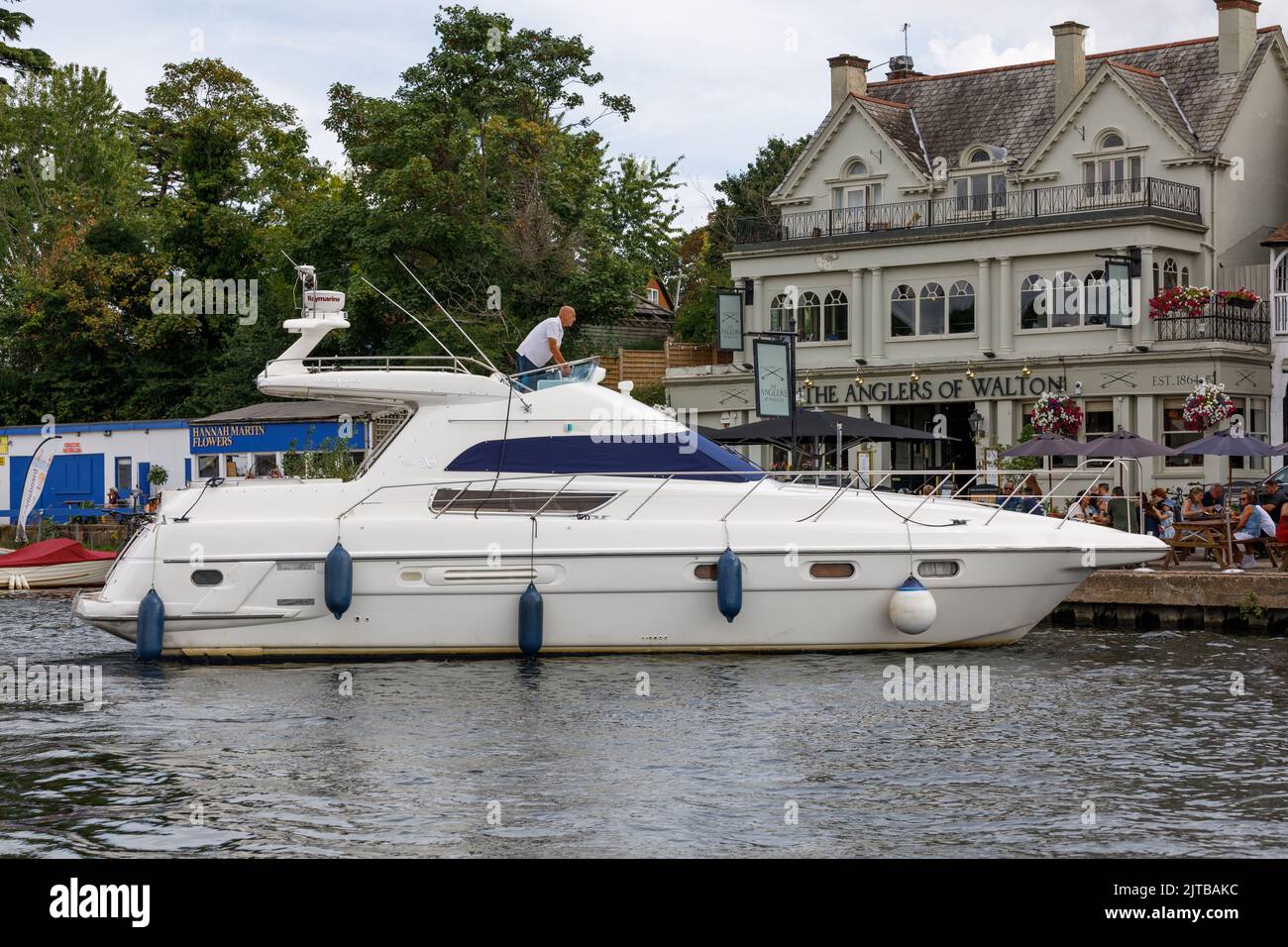 Sealine 450 statesman hi-res stock photography and images - Alamy