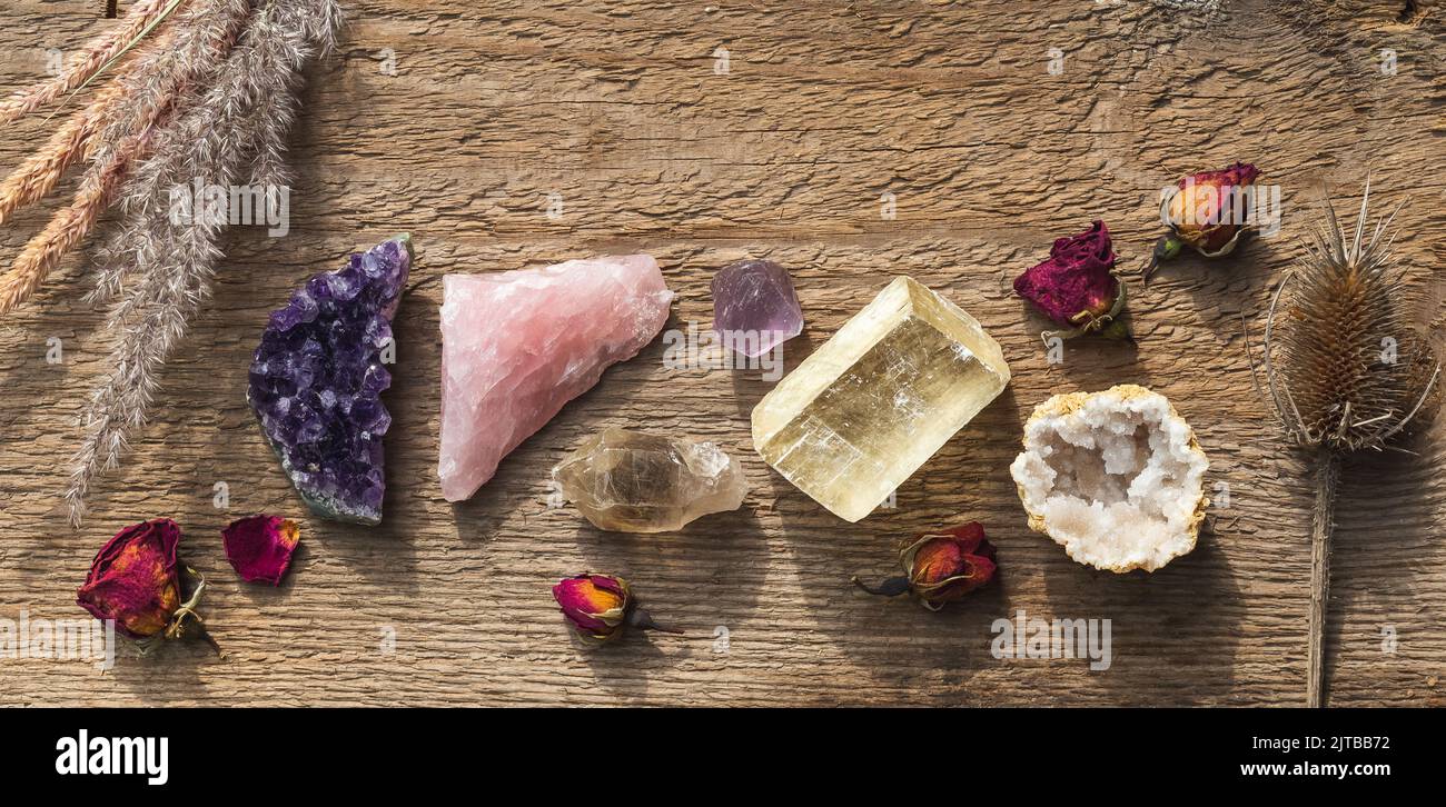 Amethyst druzy, pink quartz, quartz with rutile, fluorite, calcite ...