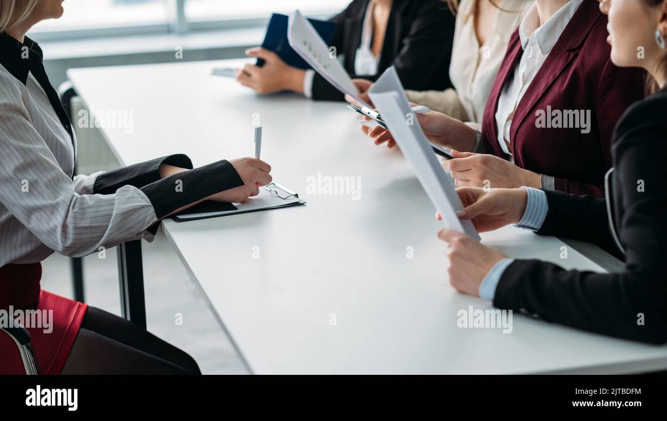 Women applicant hi-res stock photography and images - Alamy