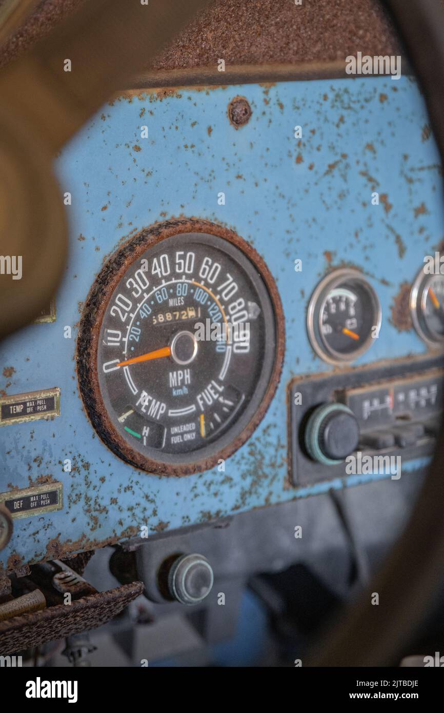 An old rusty vehicle in a junkyard Stock Photo - Alamy