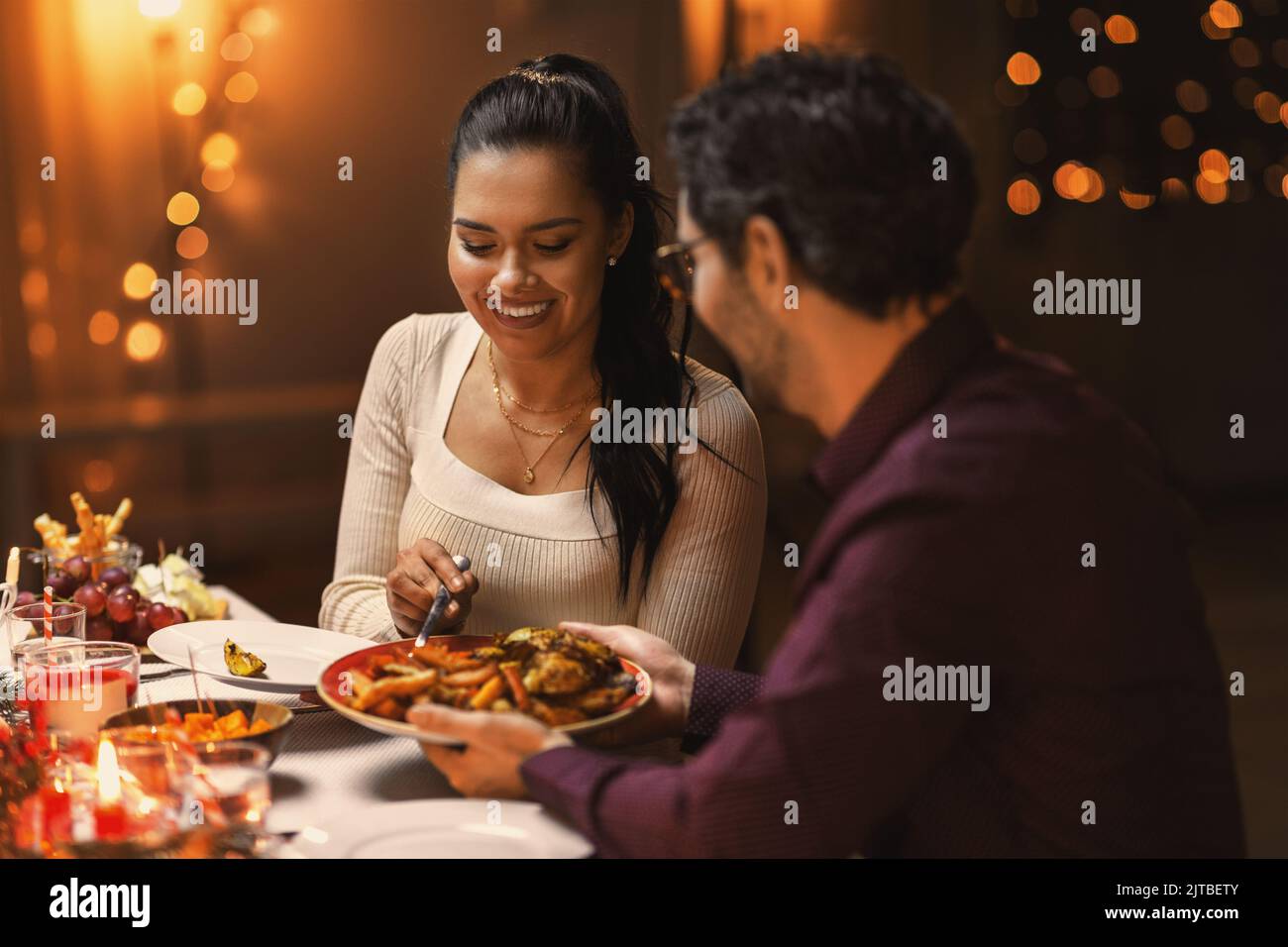 Sharing food christmas hi-res stock photography and images - Alamy