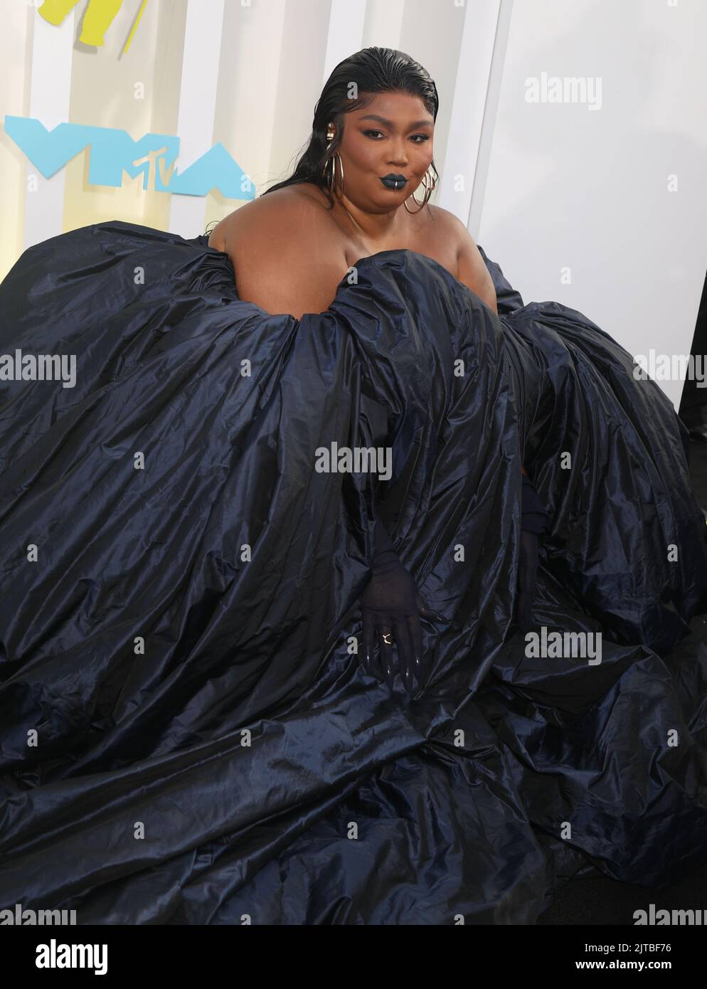 2022 mtv vmas arrivals hi-res stock photography and images - Alamy