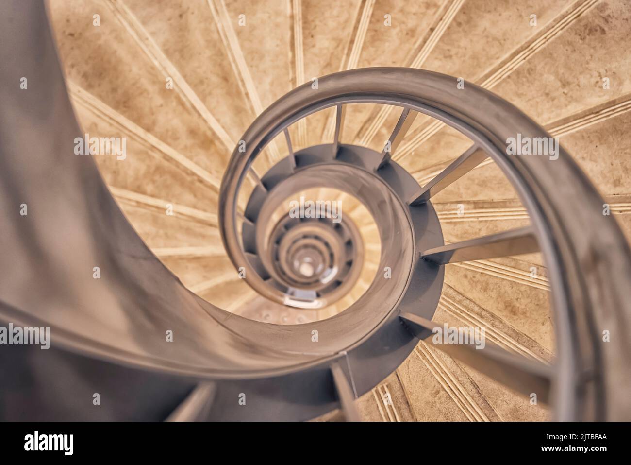 Stair spiral hi-res stock photography and images - Alamy