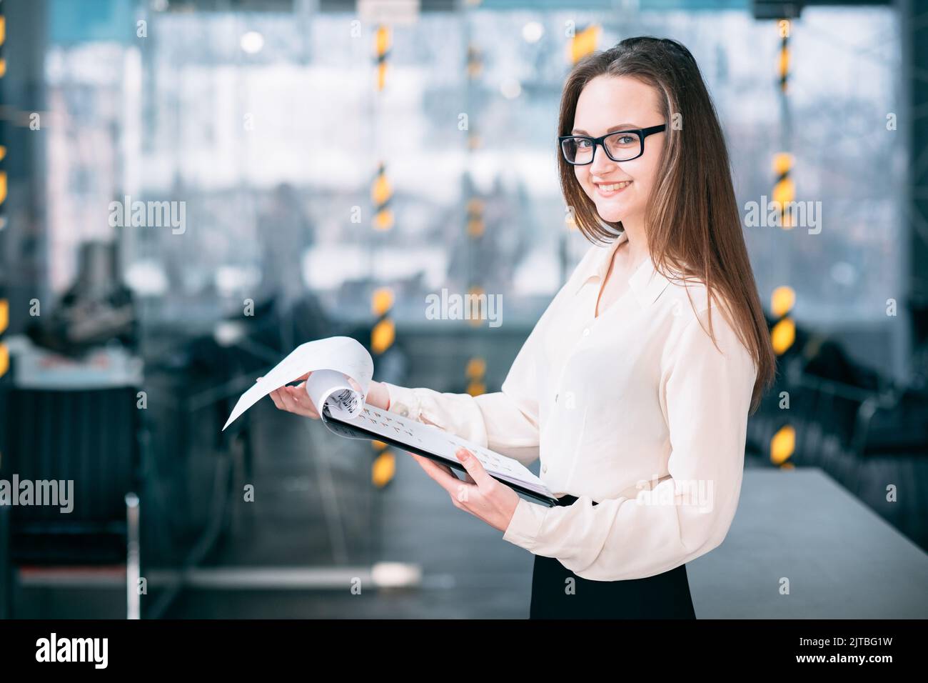 sale analysis corporate growth rate woman analyst Stock Photo - Alamy