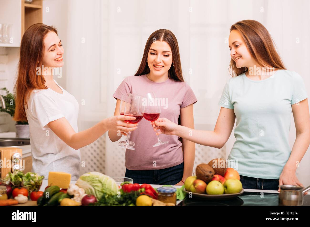 dinner party great time together friendship fun Stock Photo - Alamy