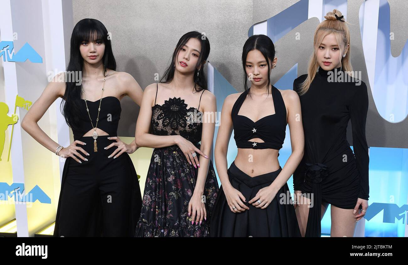 Newark, USA. 28th Aug, 2022. Lisa, Jisoo, Jennie and Rosé of Blackpink ...