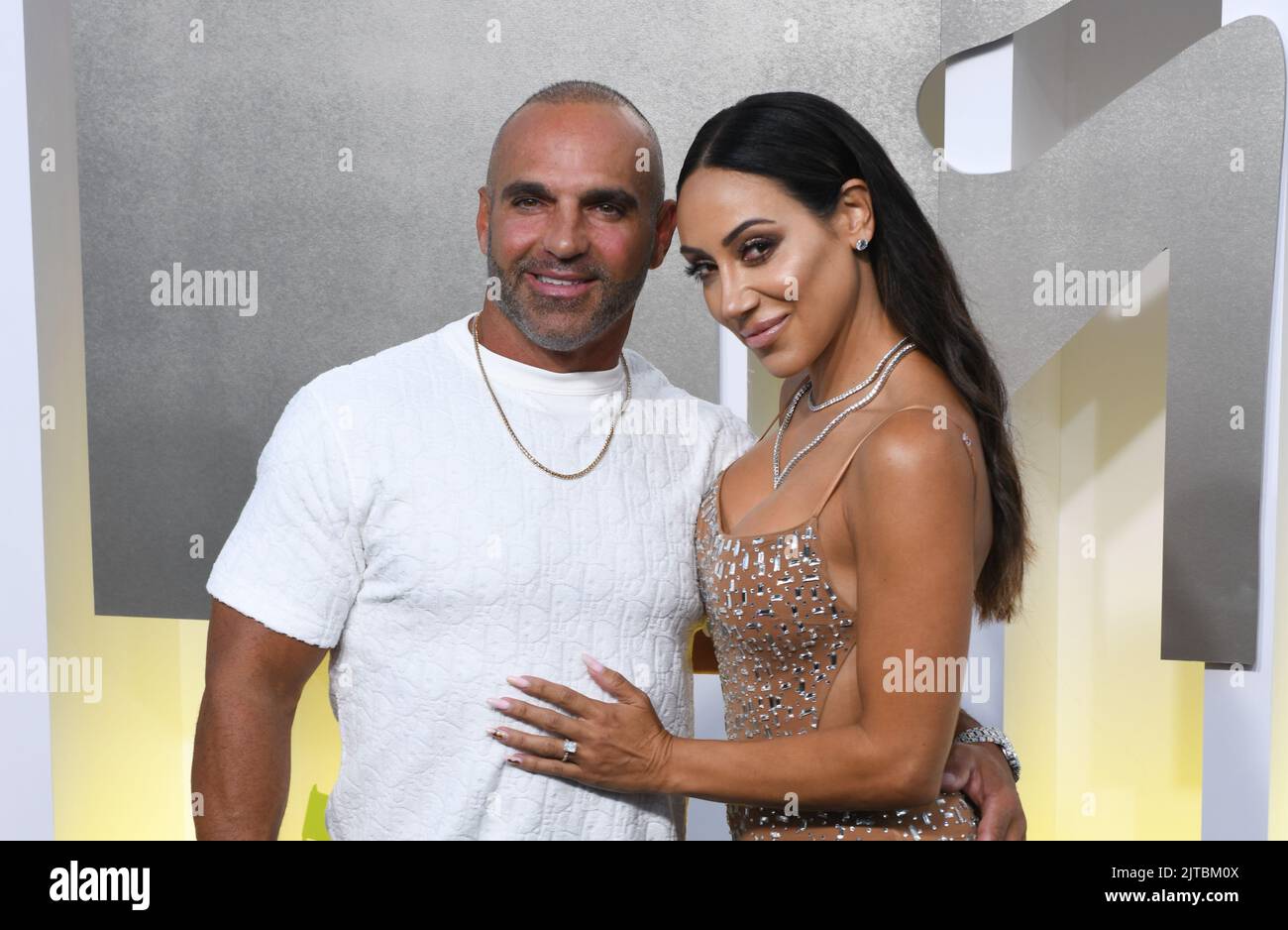 Joe Gorga and Melissa Gorga attends the 2022 MTV VMAs at Prudential ...