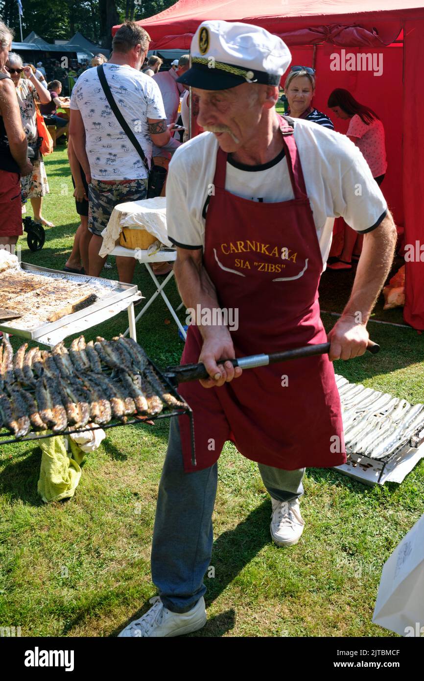 Traditional lamprey baker hi-res stock photography and images - Alamy