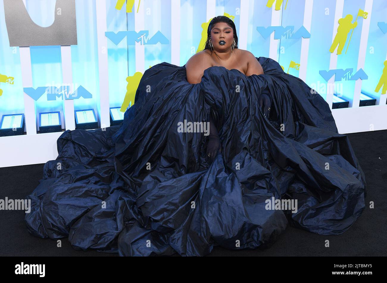 Newark, USA. 28th Aug, 2022. Lizzo attends the 2022 MTV VMAs at ...
