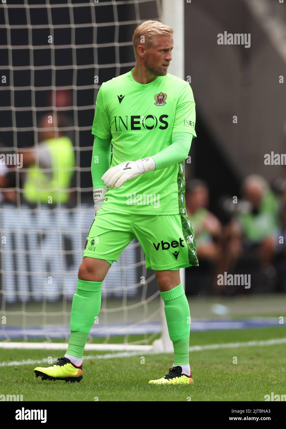 Kasper schmeichel eats hi-res stock photography and images - Alamy