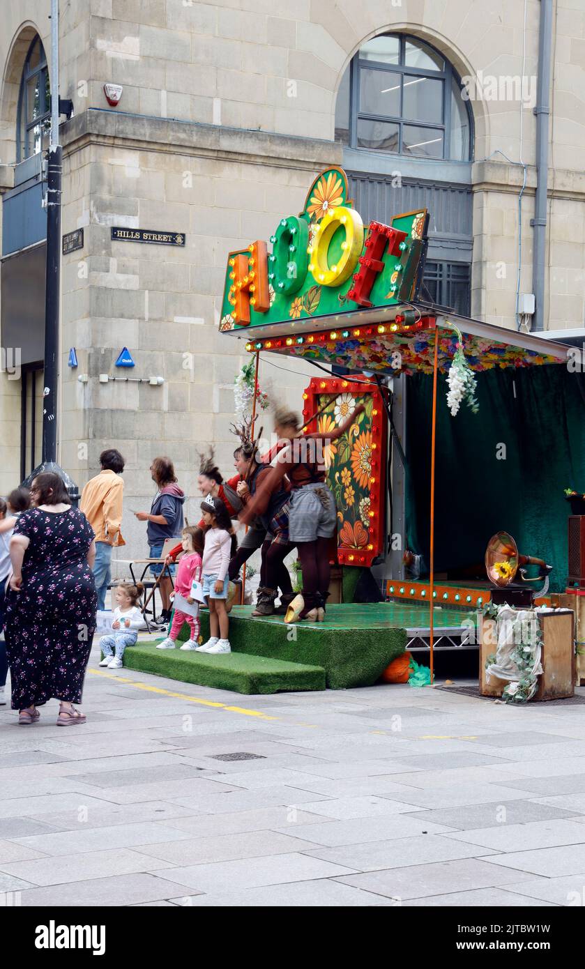 Hoof, Thaetre Iolo street thaetre,The Hayes, Cardiff, summer 2022 Stock ...