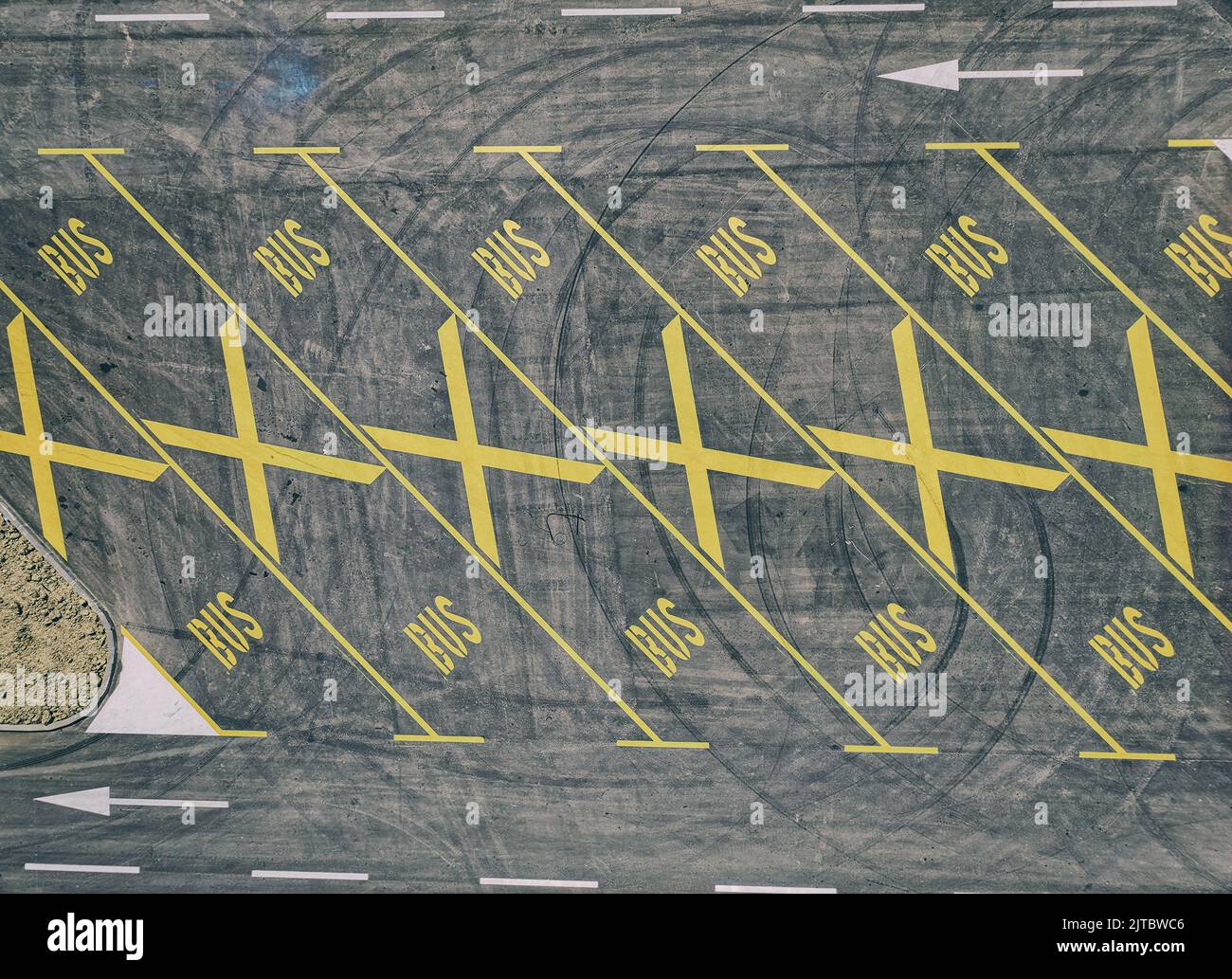 Expressway coach hi-res stock photography and images - Alamy