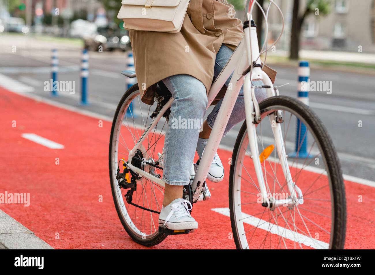 Bicycle lane red route hi-res stock photography and images - Alamy