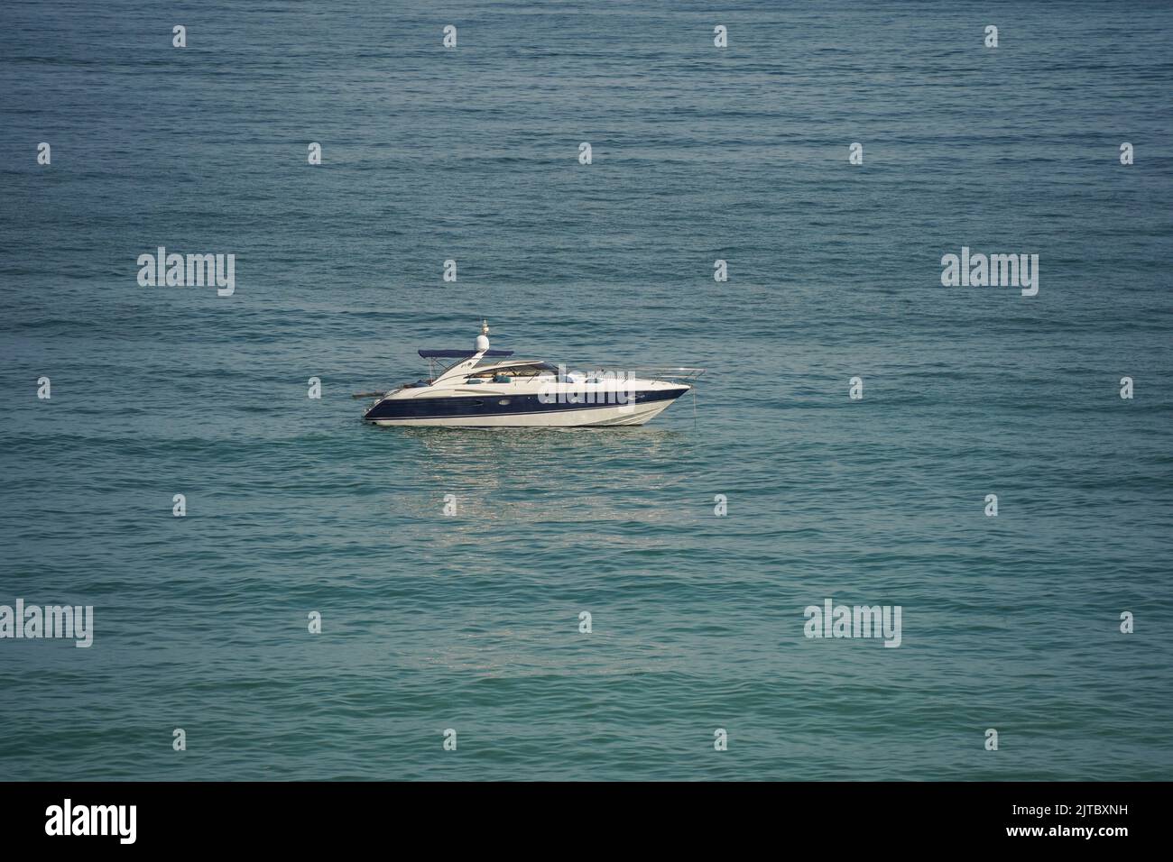 Open yachts hi-res stock photography and images - Alamy