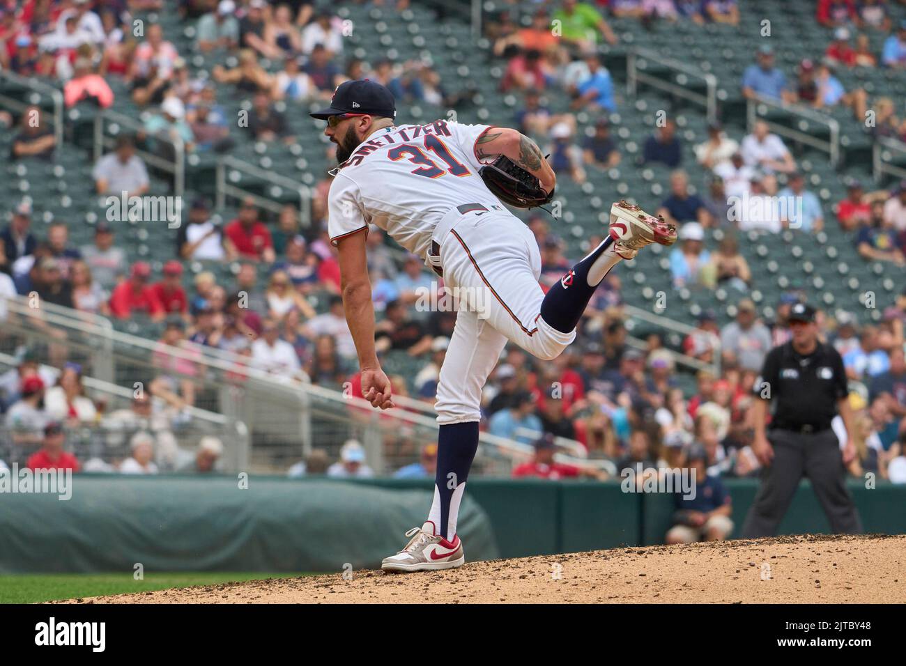 Minneapolis, US, August 28 2022: Minnesota pitcher Devin Smeltzer (31 ...