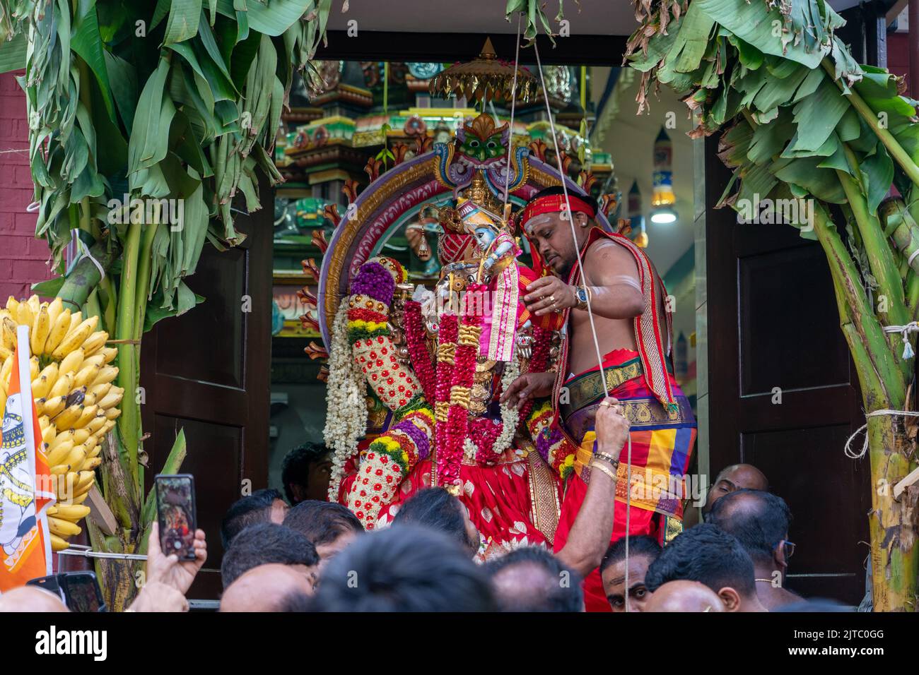 © Jeff Moore -The Annual Chariot Festival of the Sri Karpaga Vinayagar ...