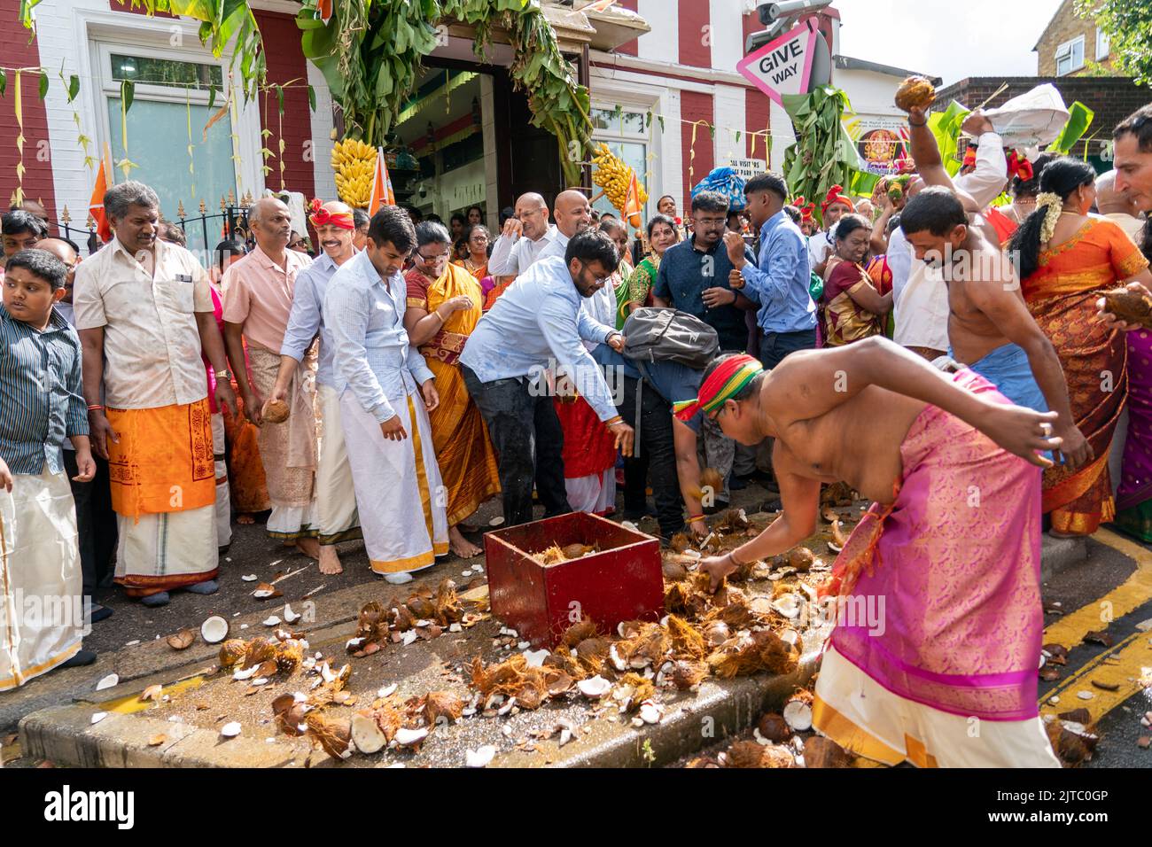 © Jeff Moore -The Annual Chariot Festival of the Sri Karpaga Vinayagar ...