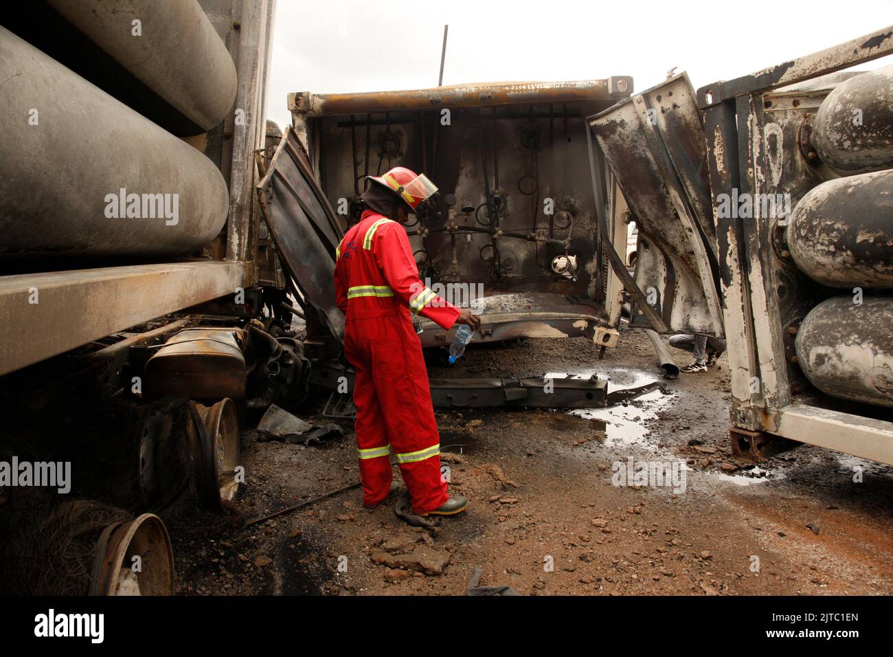Ogun State, Nigeria. 29th August 2022. A gas explosion at a plant near ...
