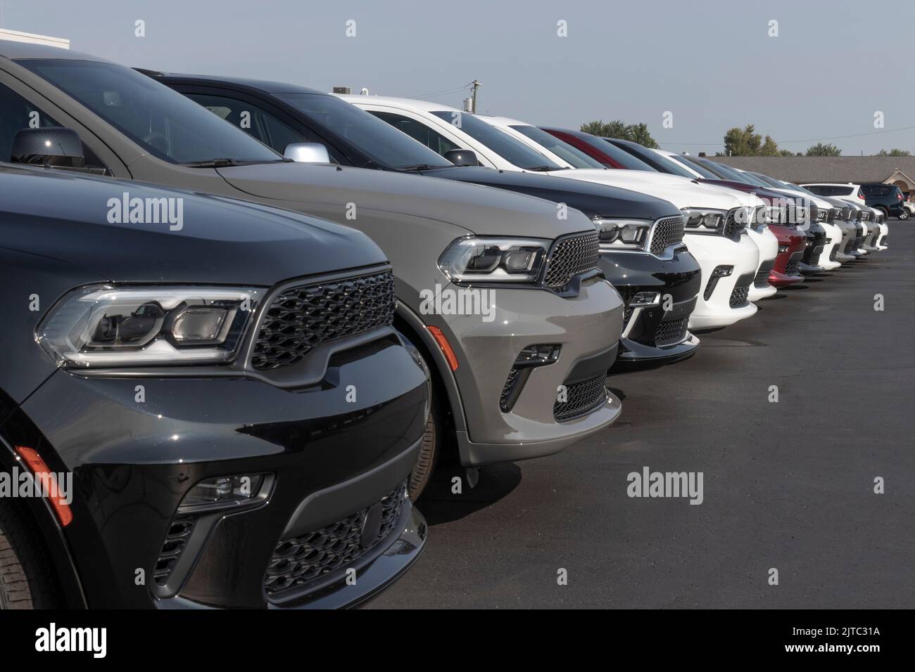 Kokomo - Circa August 2022: Dodge Durango display at a Stellantis ...
