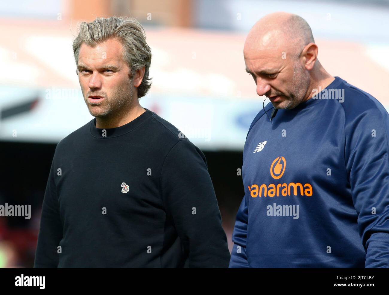 DAGENHAM ENGLAND - AUGUST 29 : Dagenham & Redbridge manager Daryl ...