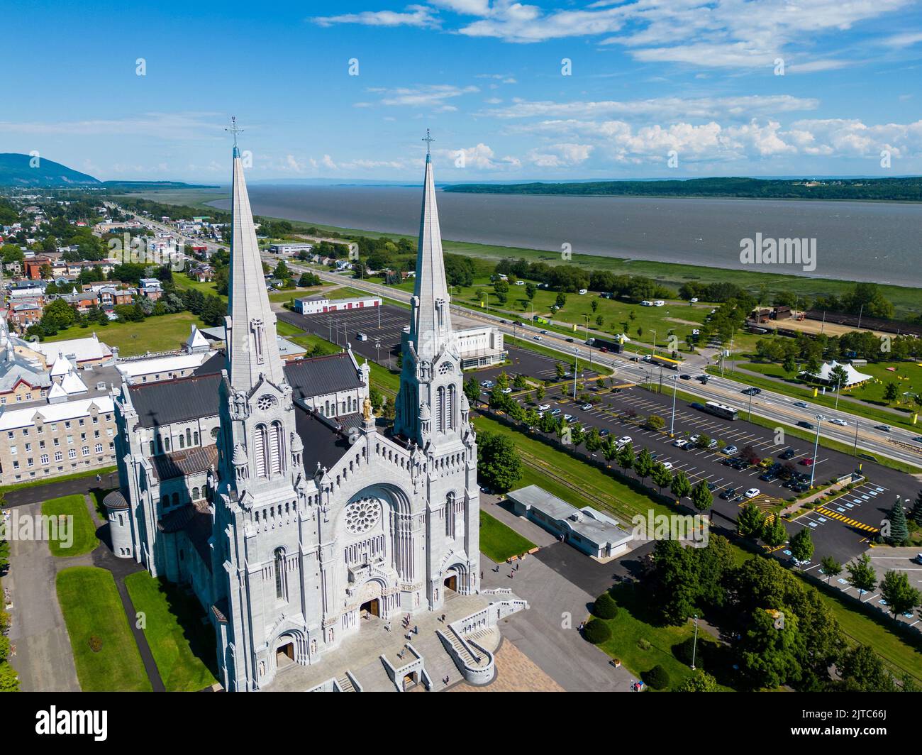 View sainte anne de beaupre basilica quebec hi-res stock photography ...