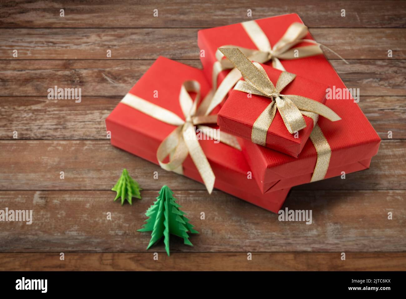 Packed gift boxes paper hi-res stock photography and images - Alamy