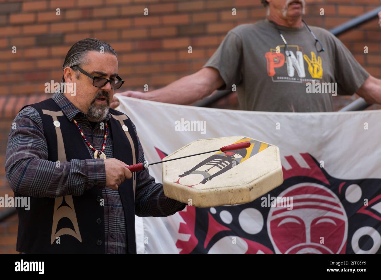 Chinook tribe hi-res stock photography and images - Alamy