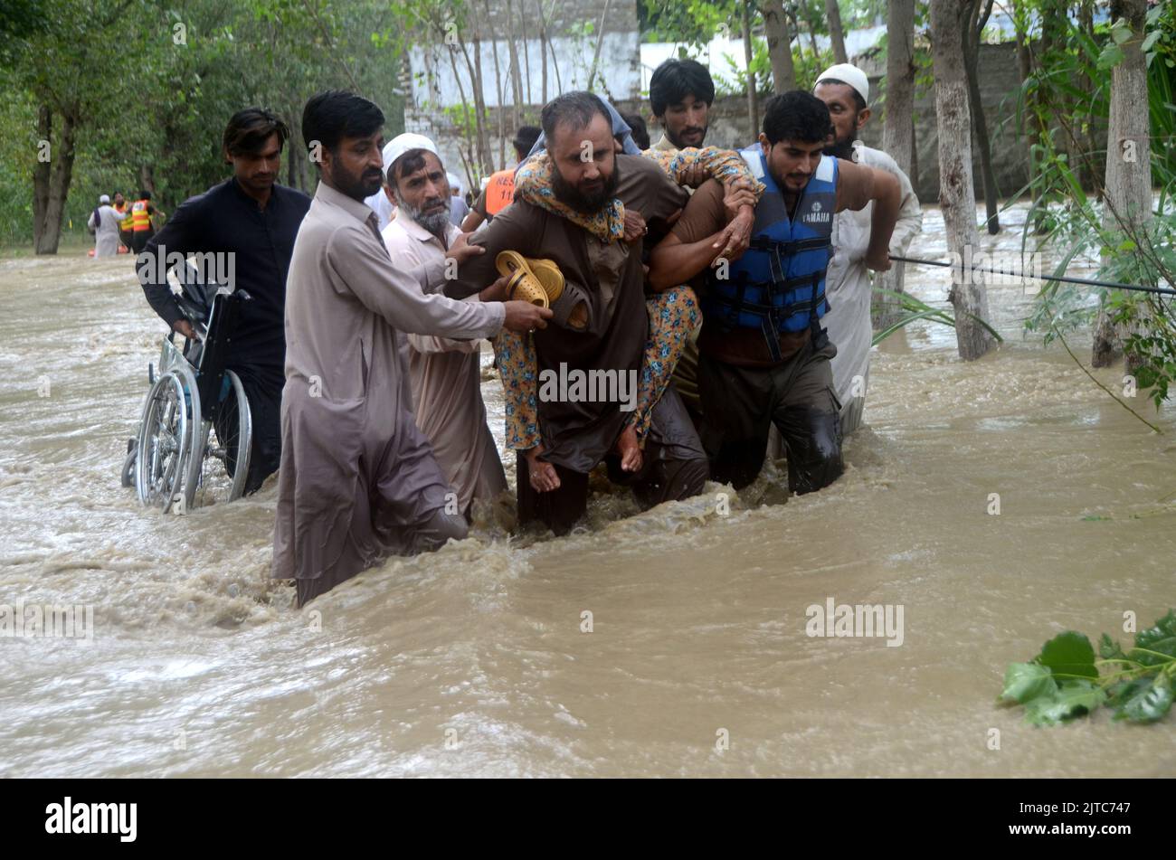 Pakistan 2022 flooding hi-res stock photography and images - Alamy