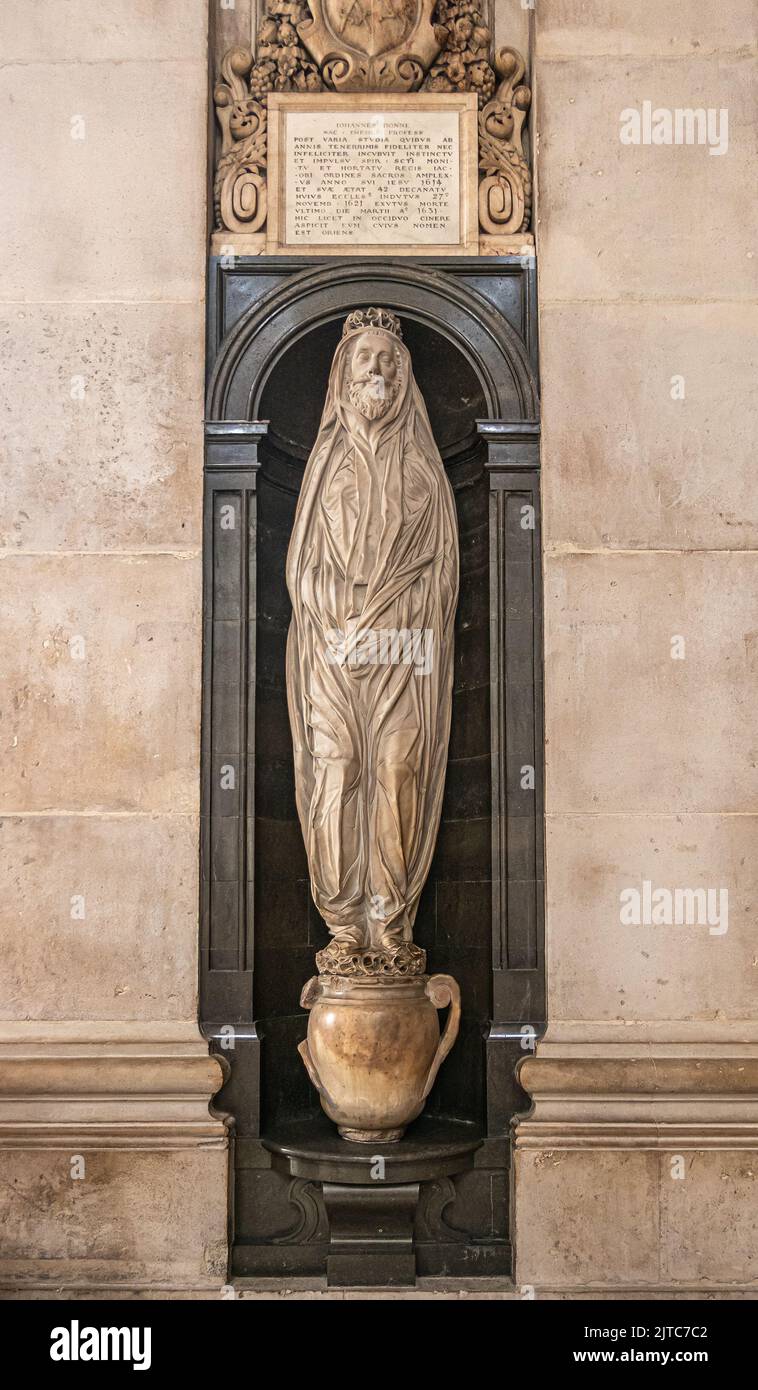 London, England, UK - July 6, 2022: St. Paul's Cathedral. Beige John ...