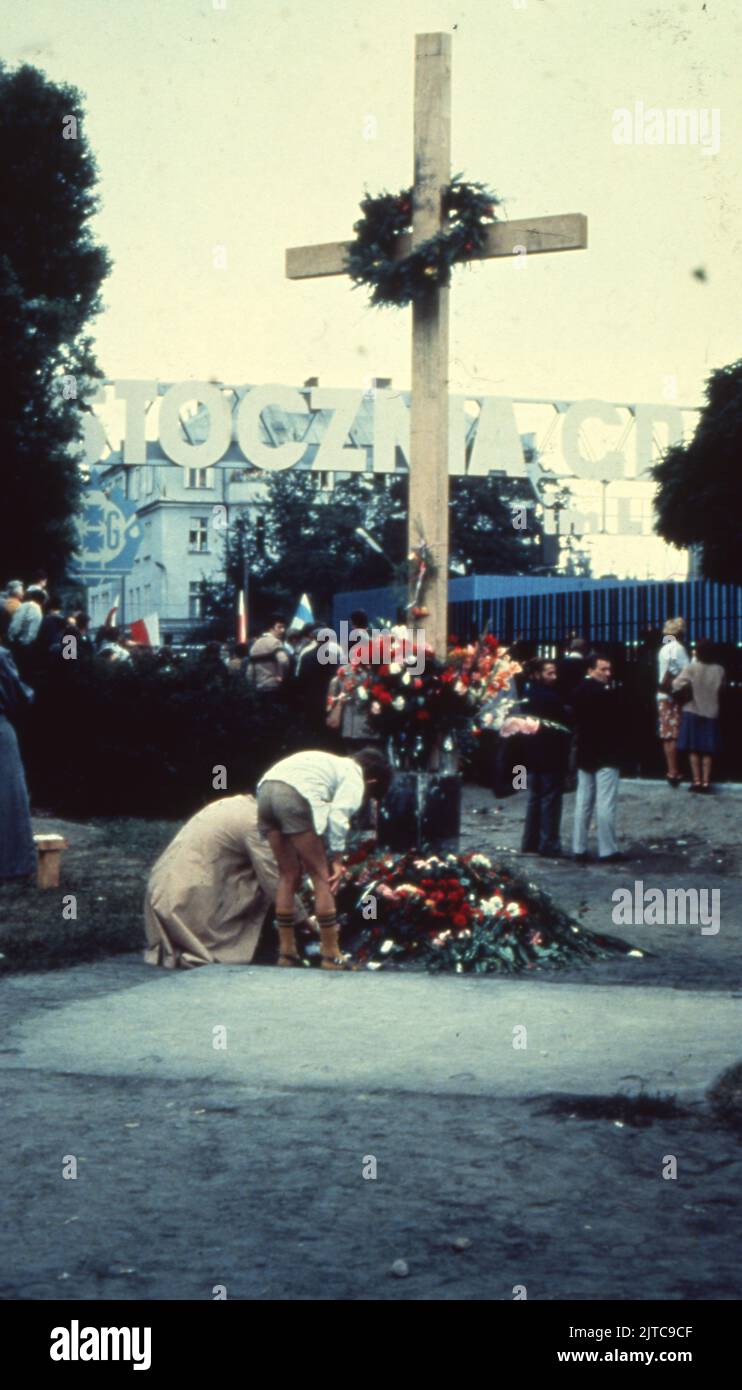 1980 lenin shipyard strike hi-res stock photography and images - Alamy