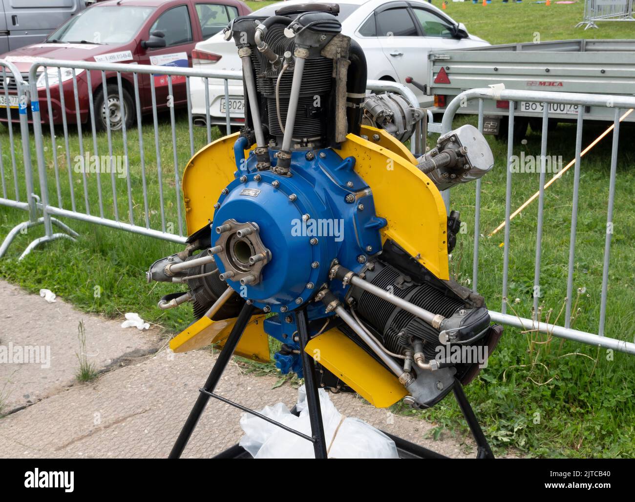 Old aircraft engine with wood propeller, vintage plane close up Stock ...