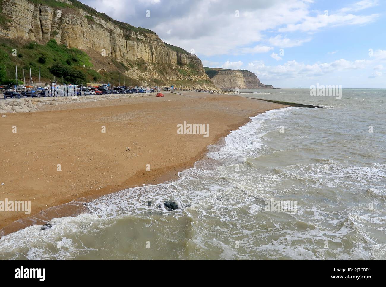 A view of the channel along the East Cliffs at Hastings Stock Photo - Alamy