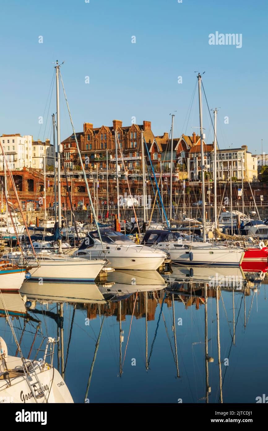 Ramsgate yacht marina and town skyline hi-res stock photography and ...