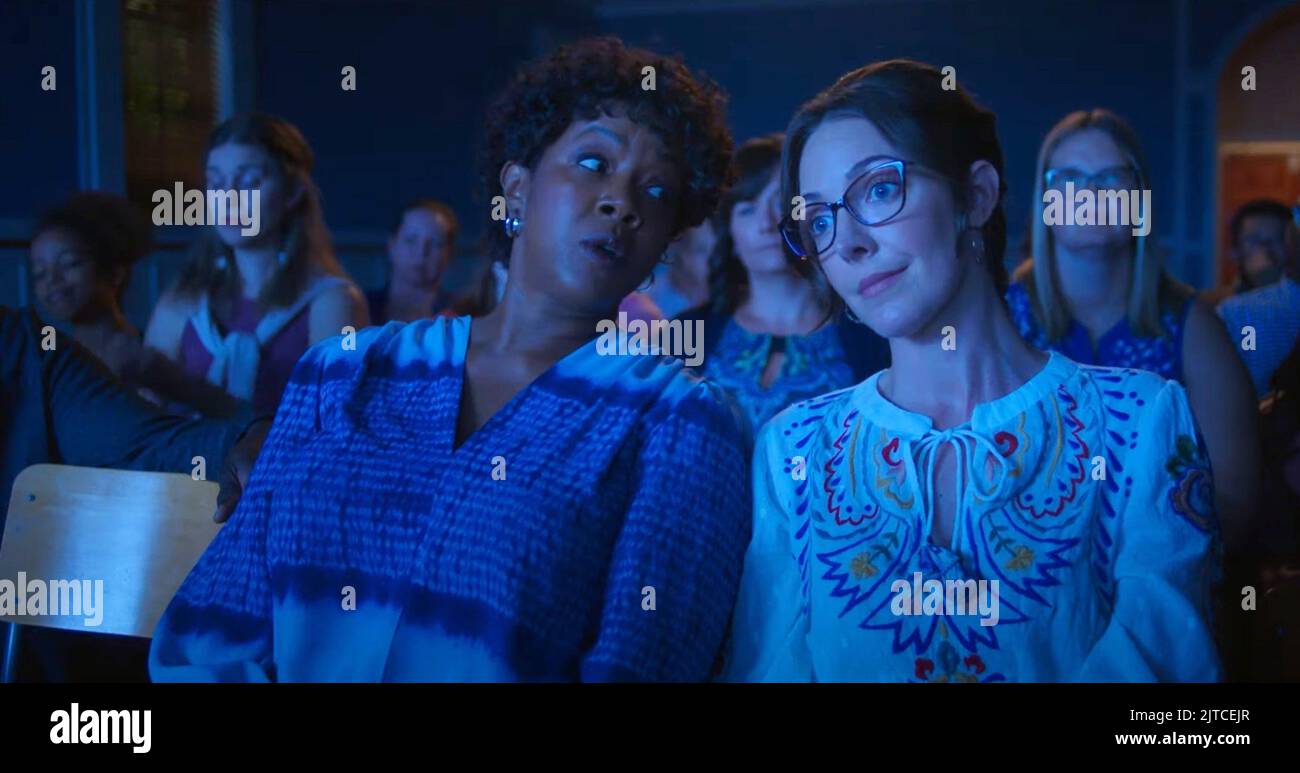 IVY + BEAN: THE GHOST THAT HAD TO GO, from left: Marci T. House, Jaycie ...