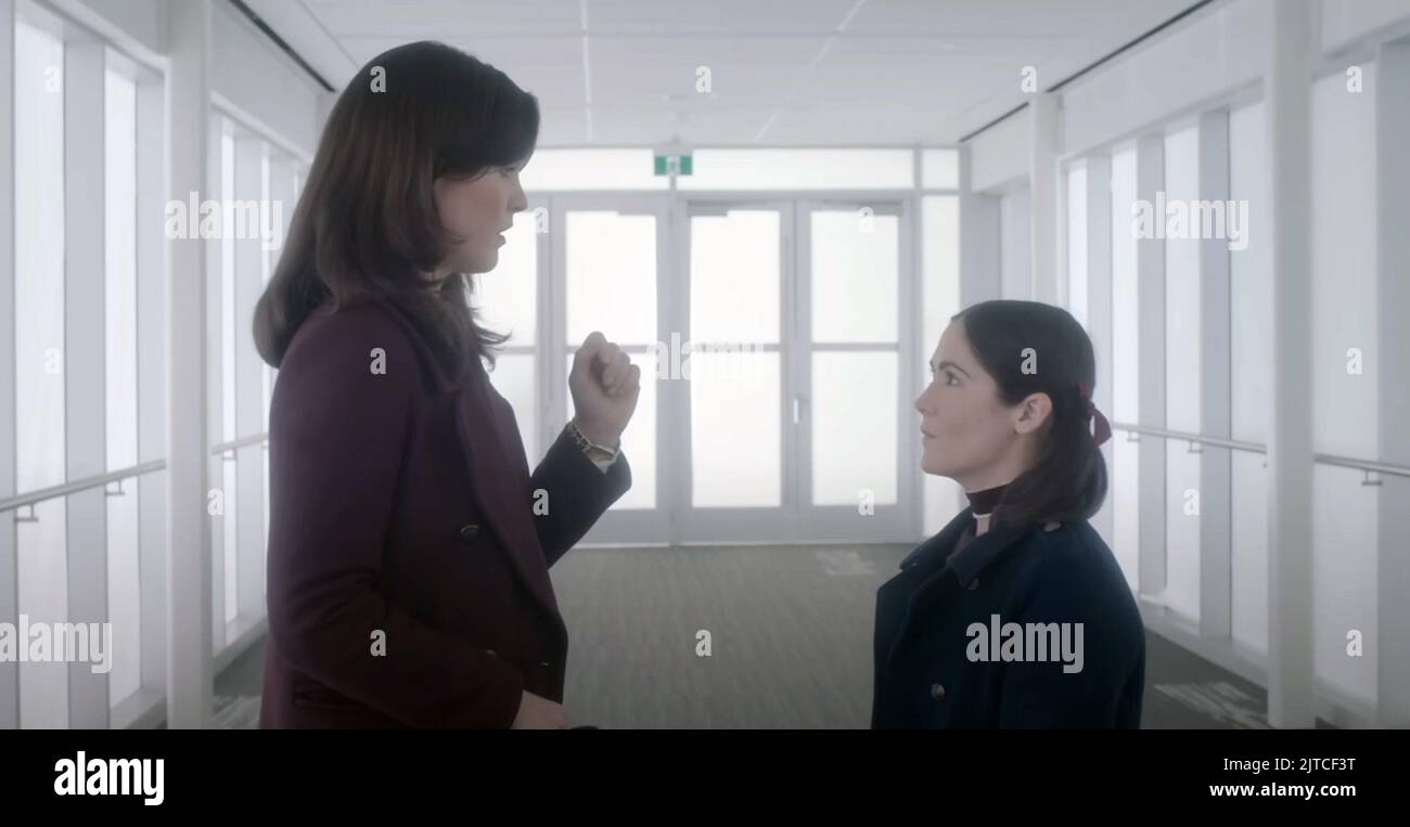 ORPHAN: FIRST KILL, from left: Julia Stiles, Isabelle Fuhrman, 2022 ...