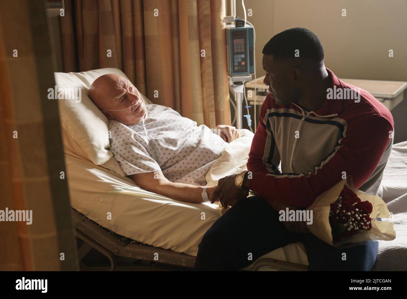 MIKE, from left: Harvey Keitel as Cus D'Amato, Trevante Rhodes as Mike ...