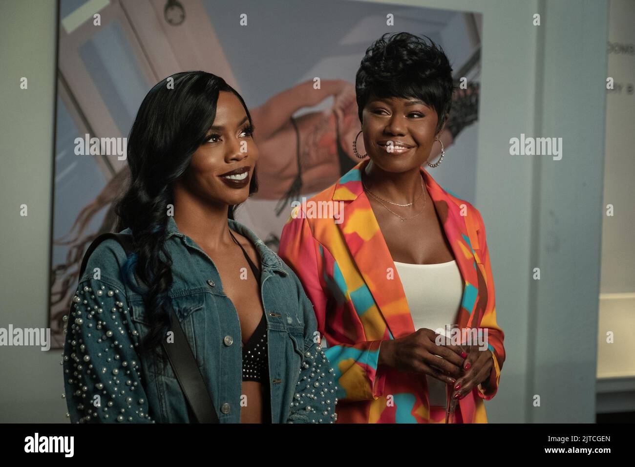 P-VALLEY, from left: Brandee Evans, Shamika Cotton, Snow', (Season 2 ...