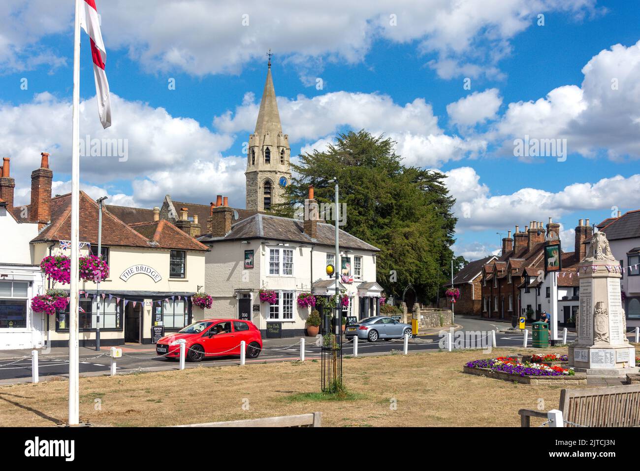 St Mary's Church from The Green, Datchet, Berkshire, England, United ...