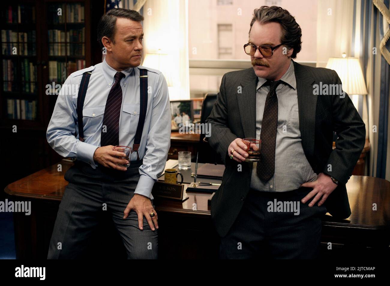 Charlie wilson's war tom hanks hi-res stock photography and images - Alamy