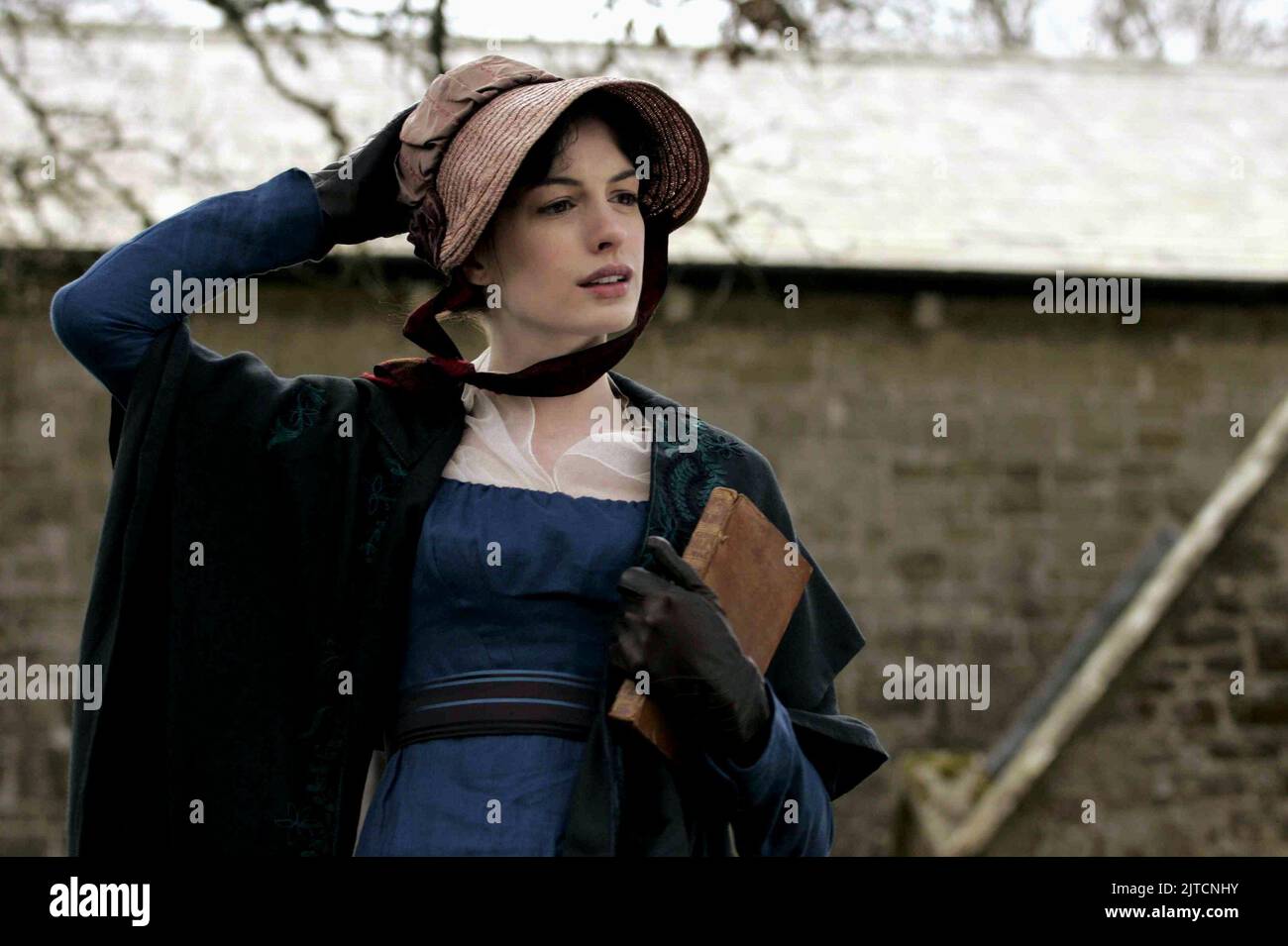 ANNE HATHAWAY, BECOMING JANE, 2007 Stock Photo - Alamy