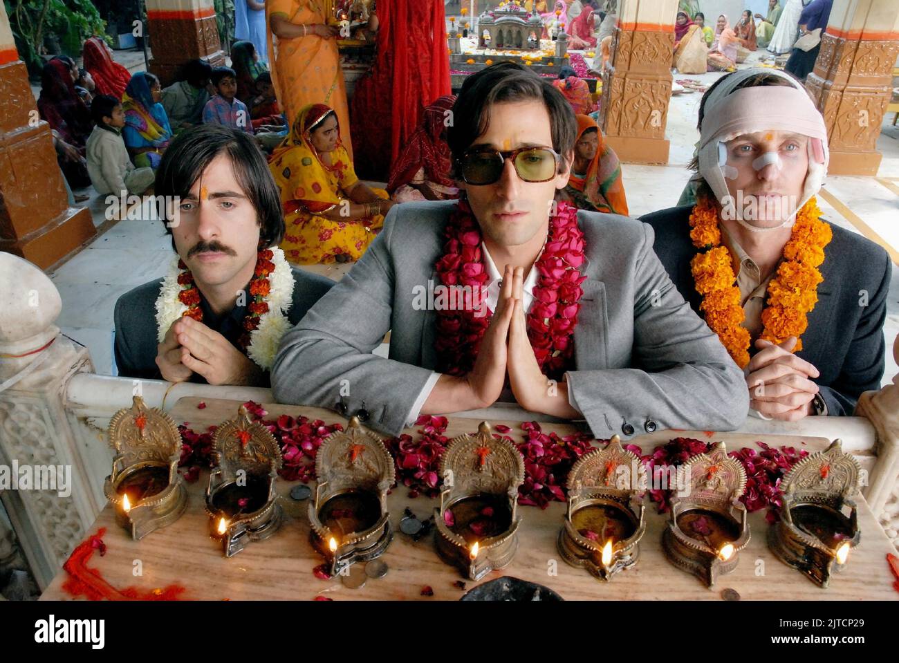 JASON SCHWARTZMAN, ADRIEN BRODY, OWEN WILSON, THE DARJEELING LIMITED ...