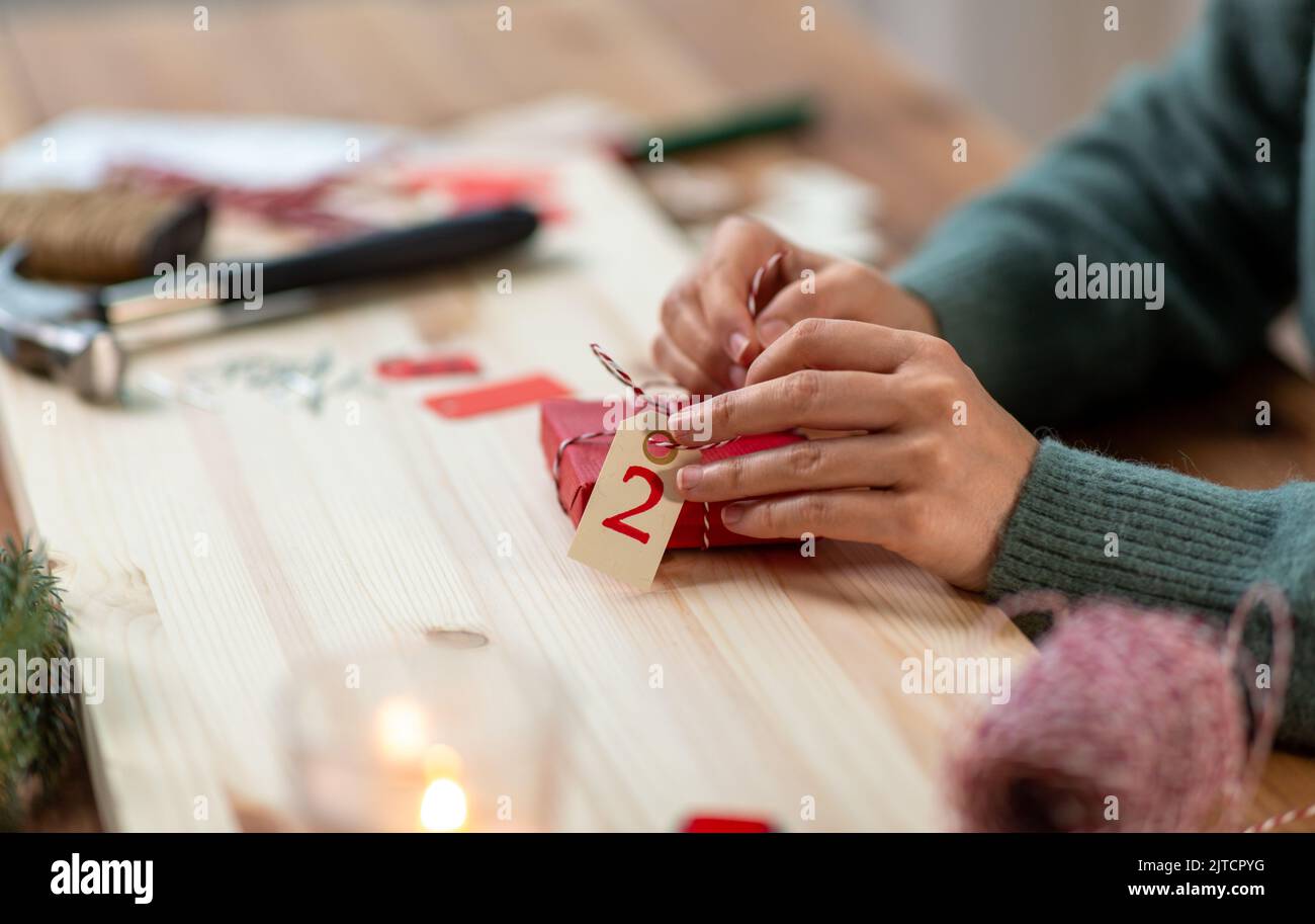 Second hand present christmas hi-res stock photography and images - Alamy