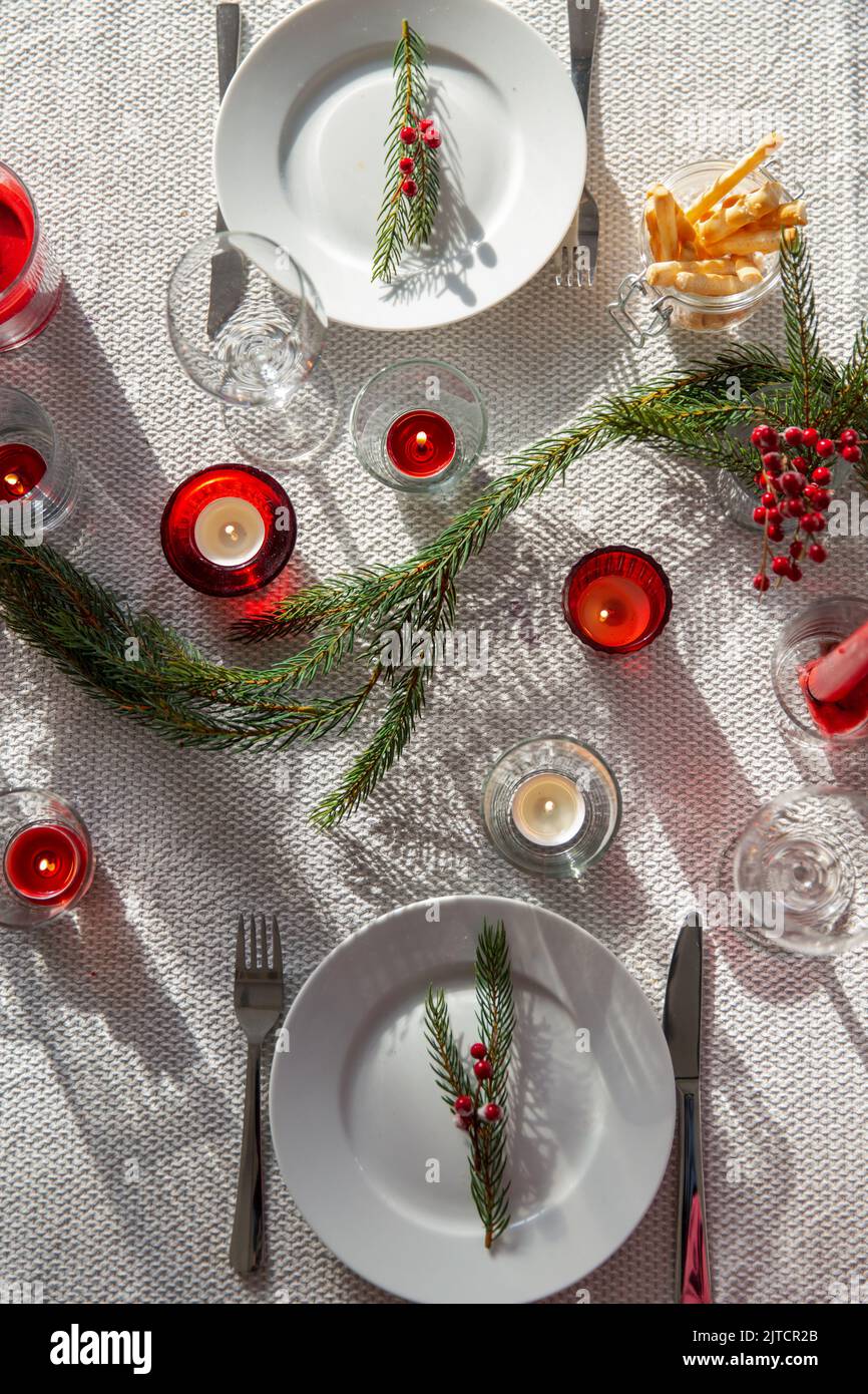 christmas dinner party table serving at home Stock Photo - Alamy