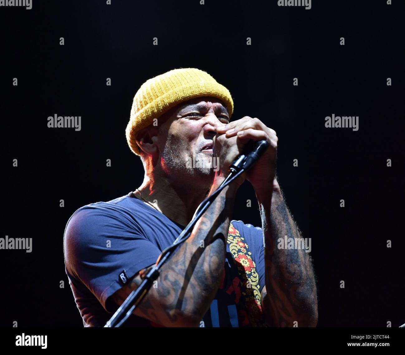 August 28, 2022, Virginia Beach, Virginia, USA: BEN HARPER entertains ...