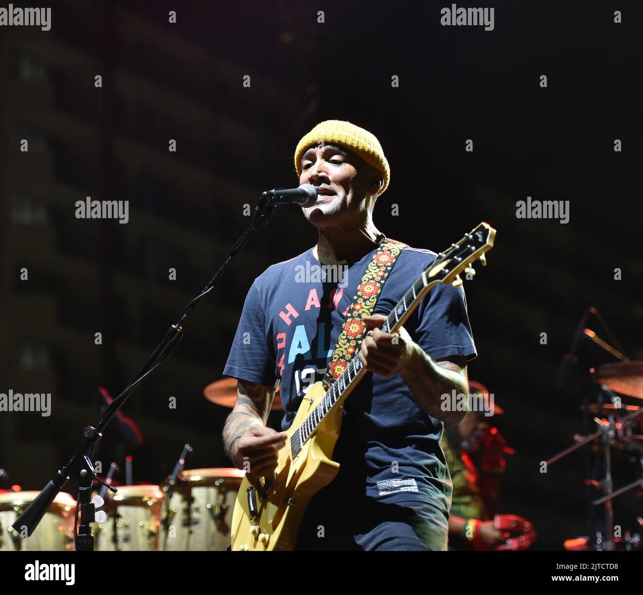August 28, 2022, Virginia Beach, Virginia, USA: BEN HARPER entertains ...