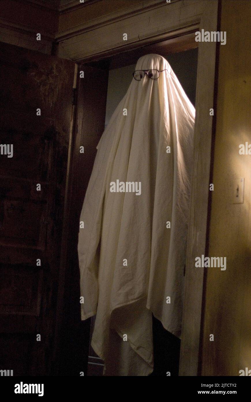 Person impersonating ghost hi-res stock photography and images - Alamy