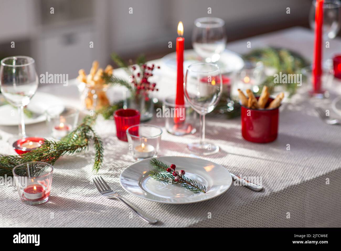 Cosy dinner party hi-res stock photography and images - Alamy