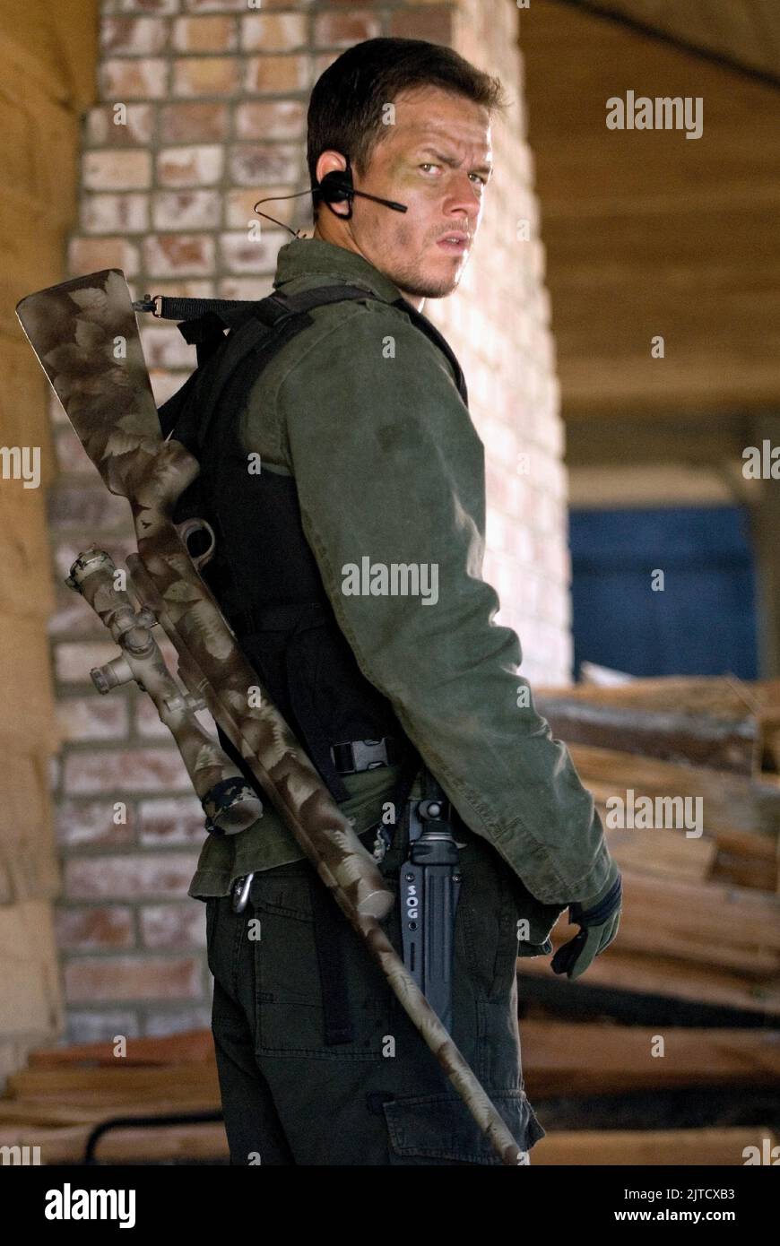 MARK WAHLBERG, SHOOTER, 2007 Stock Photo - Alamy