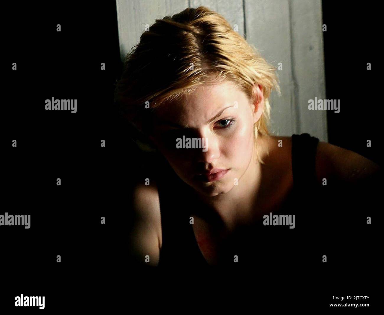 ELISHA CUTHBERT, CAPTIVITY, 2007 Stock Photo - Alamy