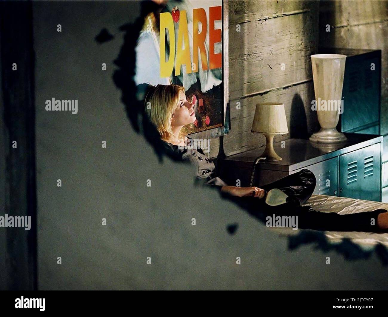 ELISHA CUTHBERT, CAPTIVITY, 2007 Stock Photo - Alamy